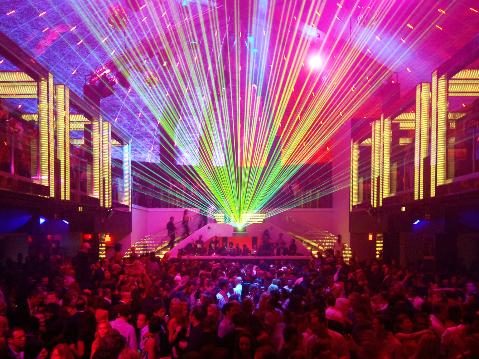 19 Best Dance Clubs in the U.S. For Nonstop Partying