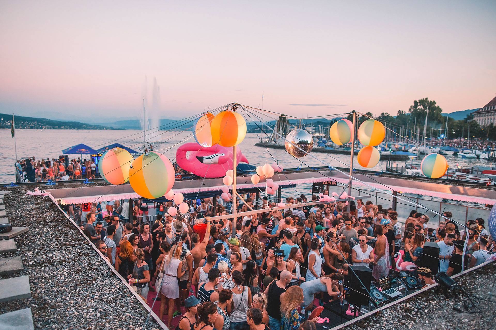 Street Parade in pictures — Swiss festivals — Time Out Switzerland