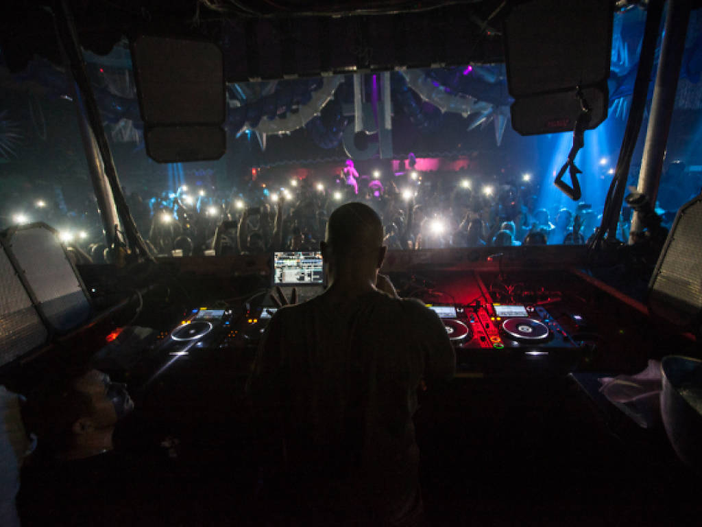 12 Best Downtown Miami Clubs That Prove It’s a Total Party Mecca