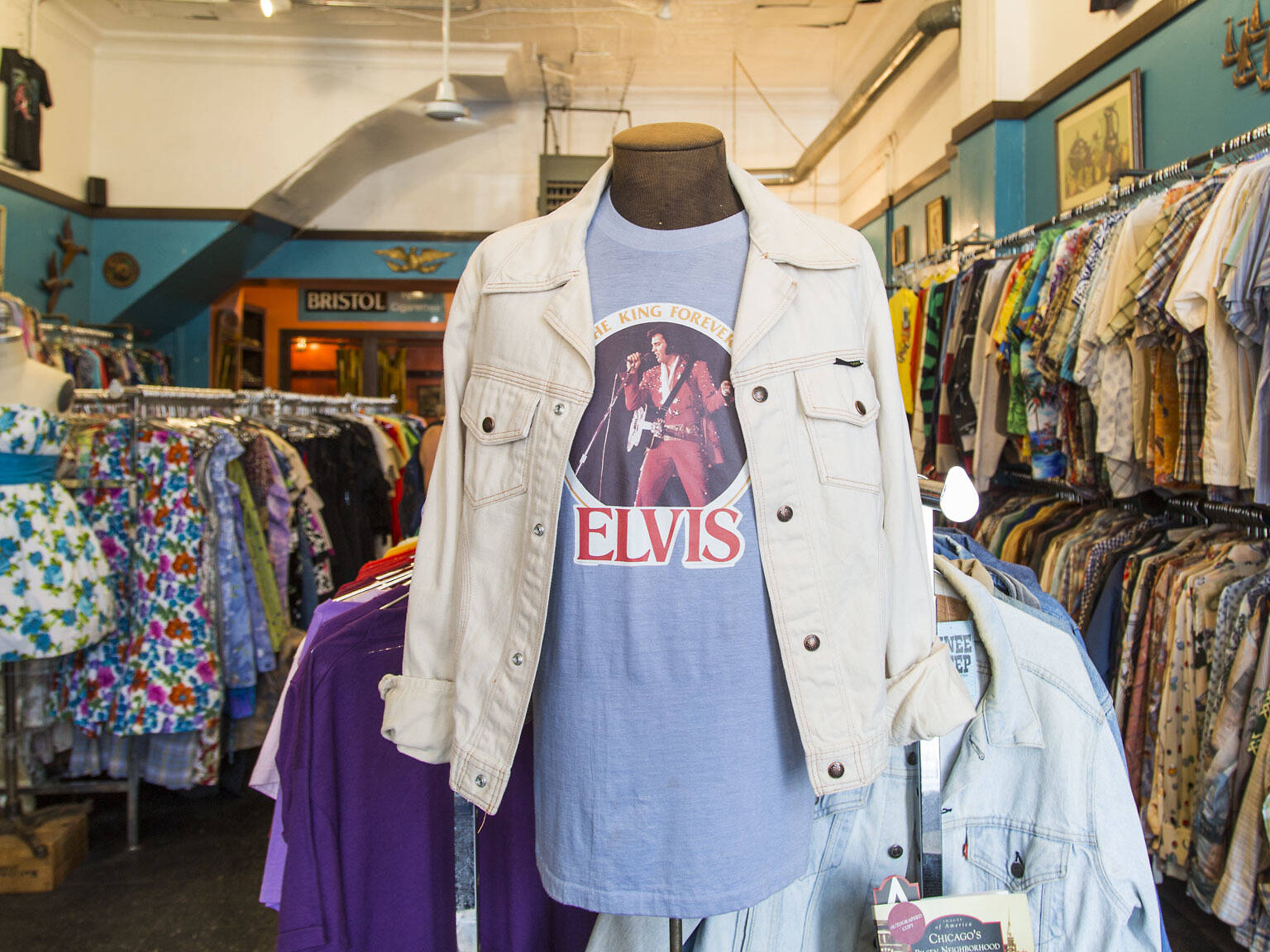 8 Best Streetwear and Vintage Stores in Chicago