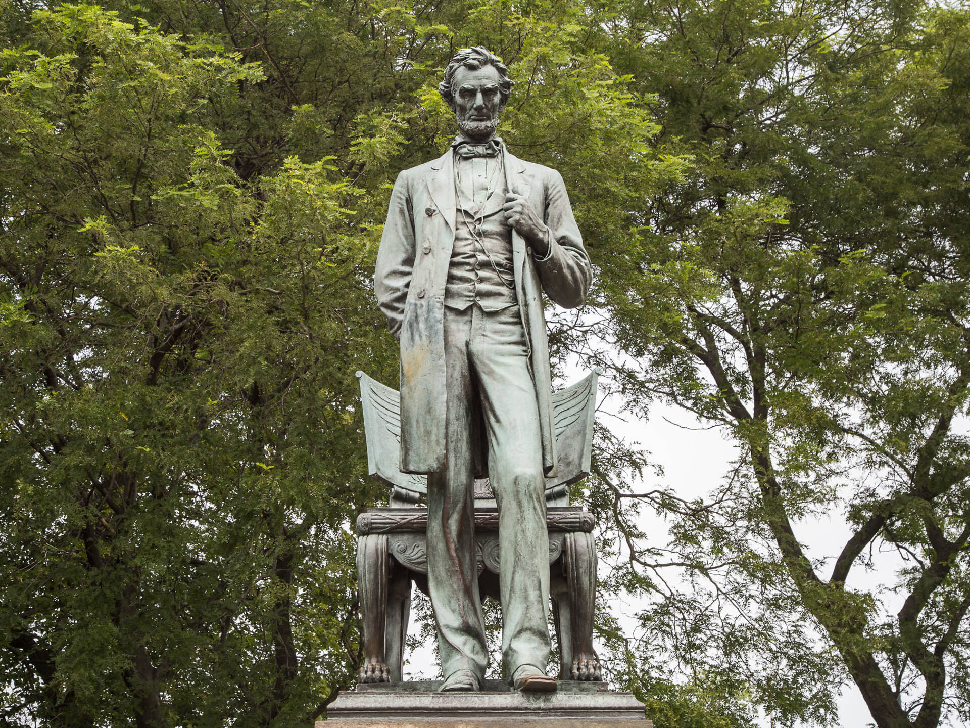 Statue Stories Chicago