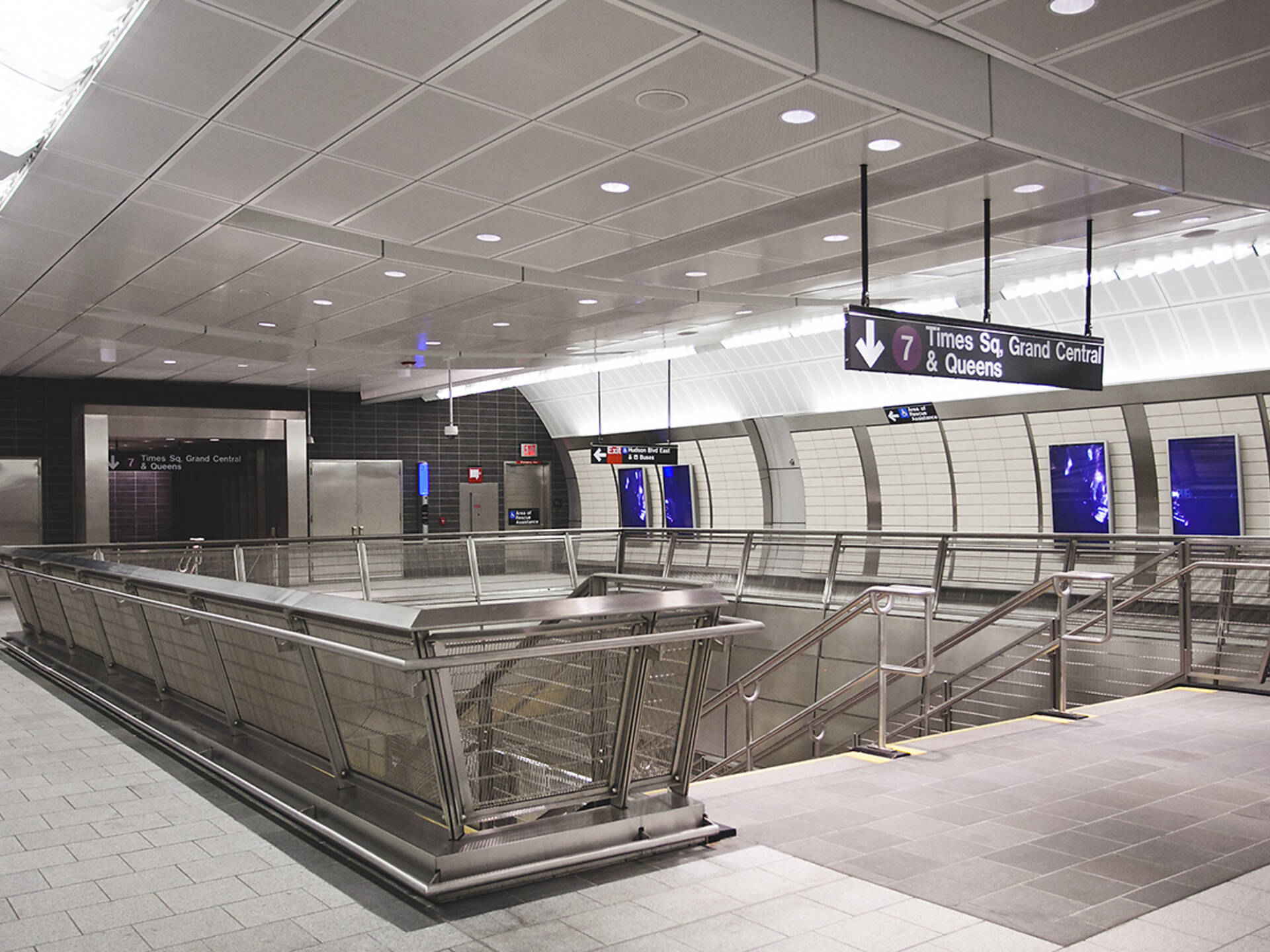 Check out gorgeous photos of New York’s brand-new subway station