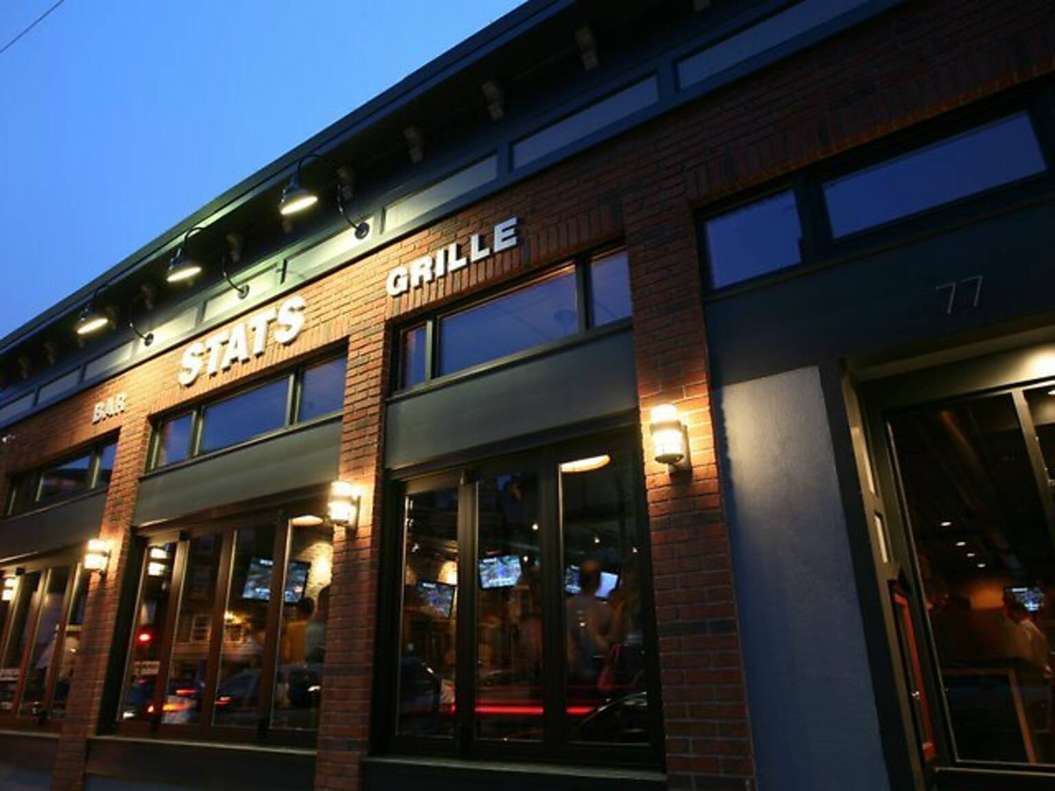 Best Sports Bars in Boston: 17 Spots with Big Screen TVs