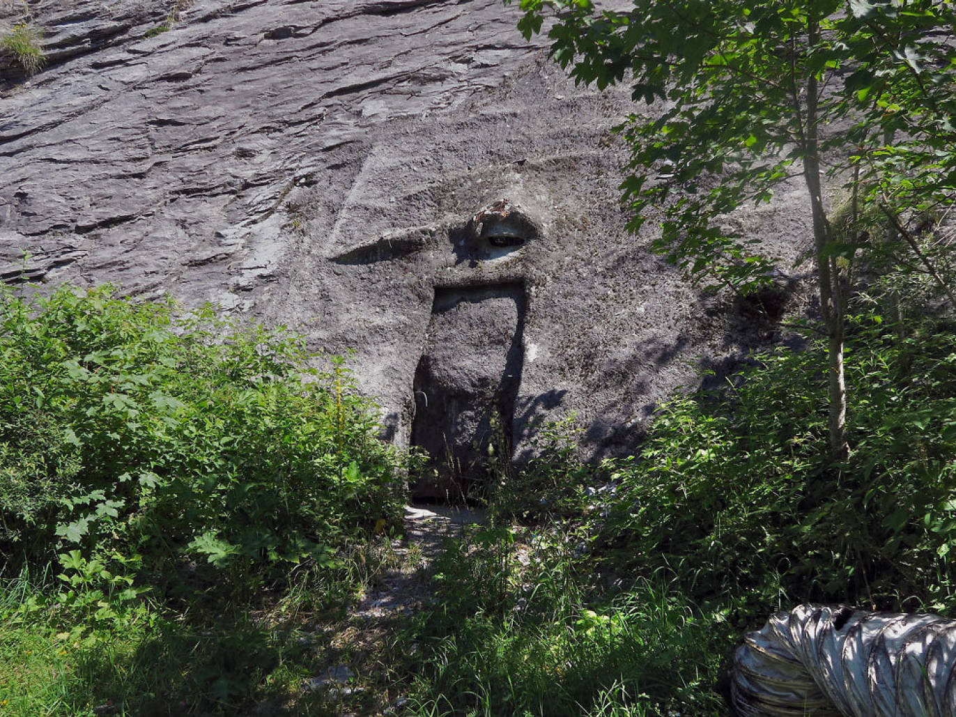 16 haunting pictures of Switzerland's secret bunkers