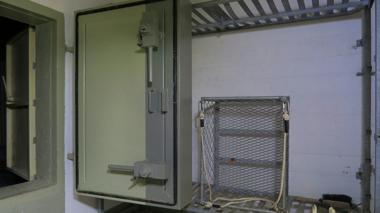 16 haunting pictures of Switzerland's secret bunkers