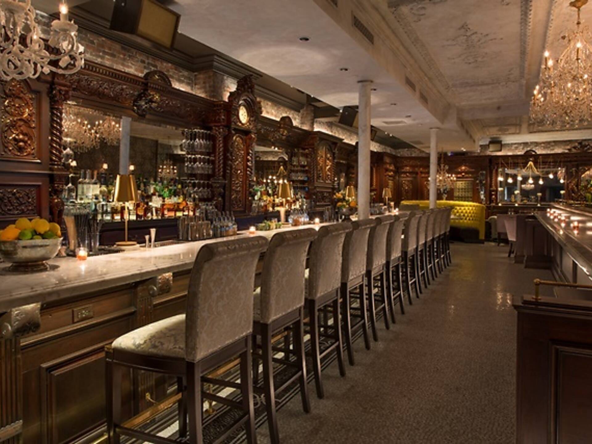 Best Cocktail Bars in Boston: 18 Trendy Lounges for Delicious Drinks