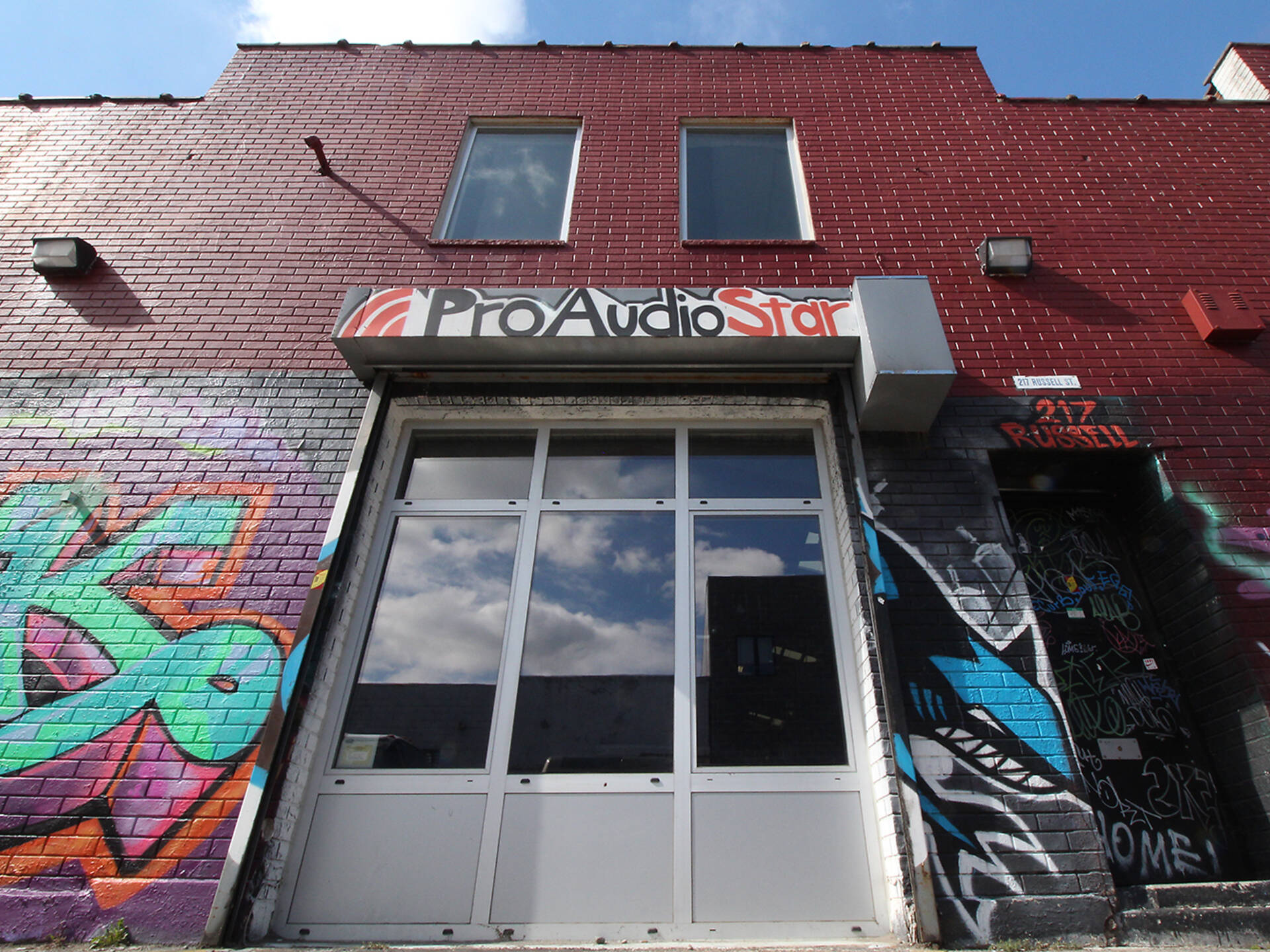 Best music stores in NYC for instruments and DJ equipment