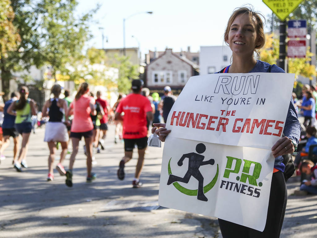 Photos of the best signs at the Chicago Marathon 2015