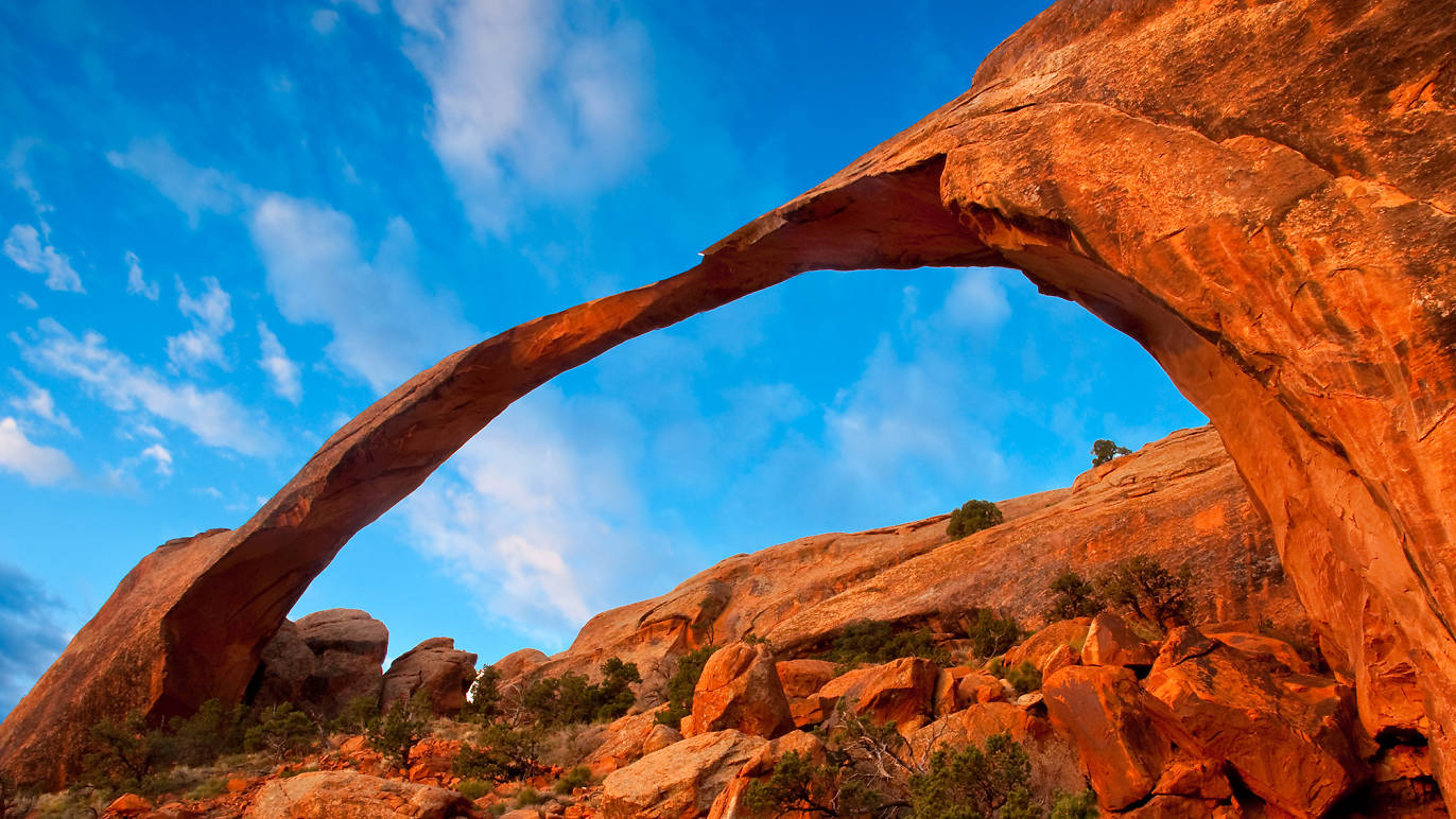 18 Best Bike Trails in the U.S. Worthy of a Trip