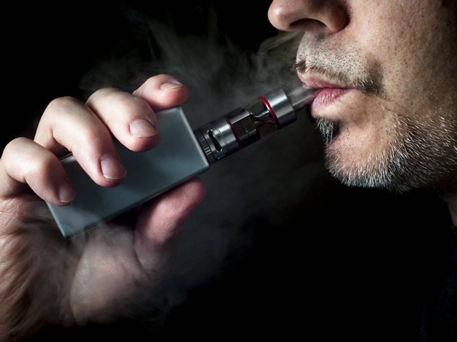 Best vape shops in NYC for smoking, relaxing and buying new gear