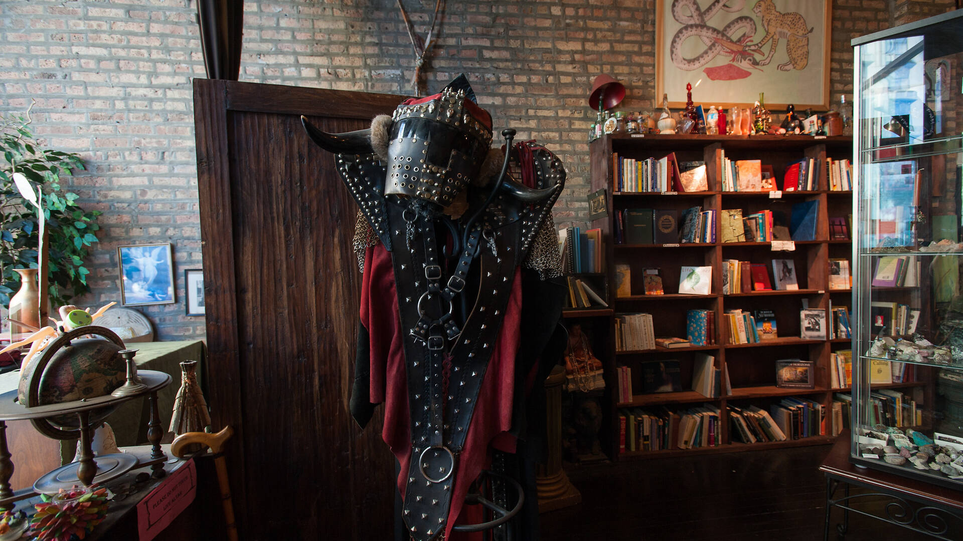 Occult Bookstore | Shopping in River West/West Town, Chicago