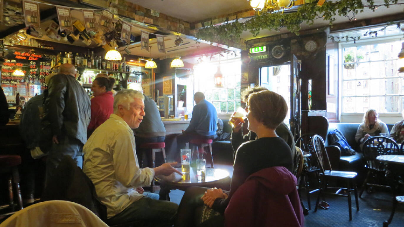 24 Best Pubs in Edinburgh Right Now