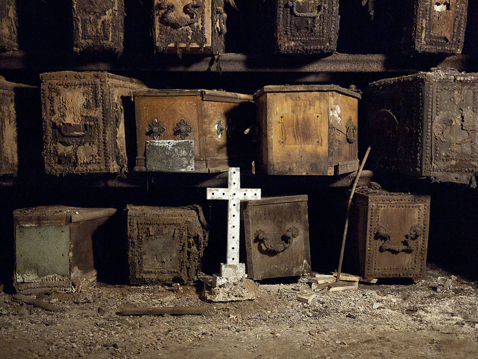 Most Haunted Places To Visit In London: 18 Seriously Spooky London Spots