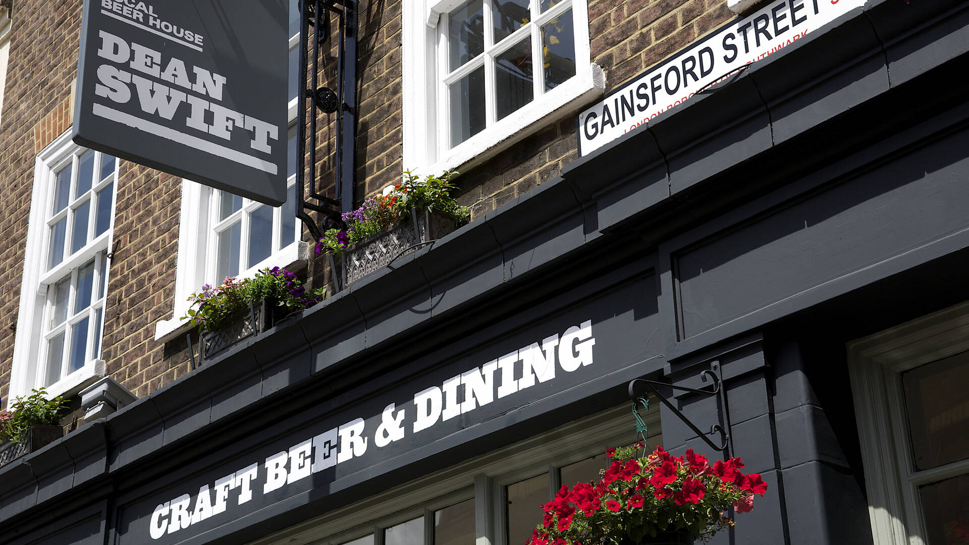 Dean Swift | Bars and pubs in Tower Bridge, London