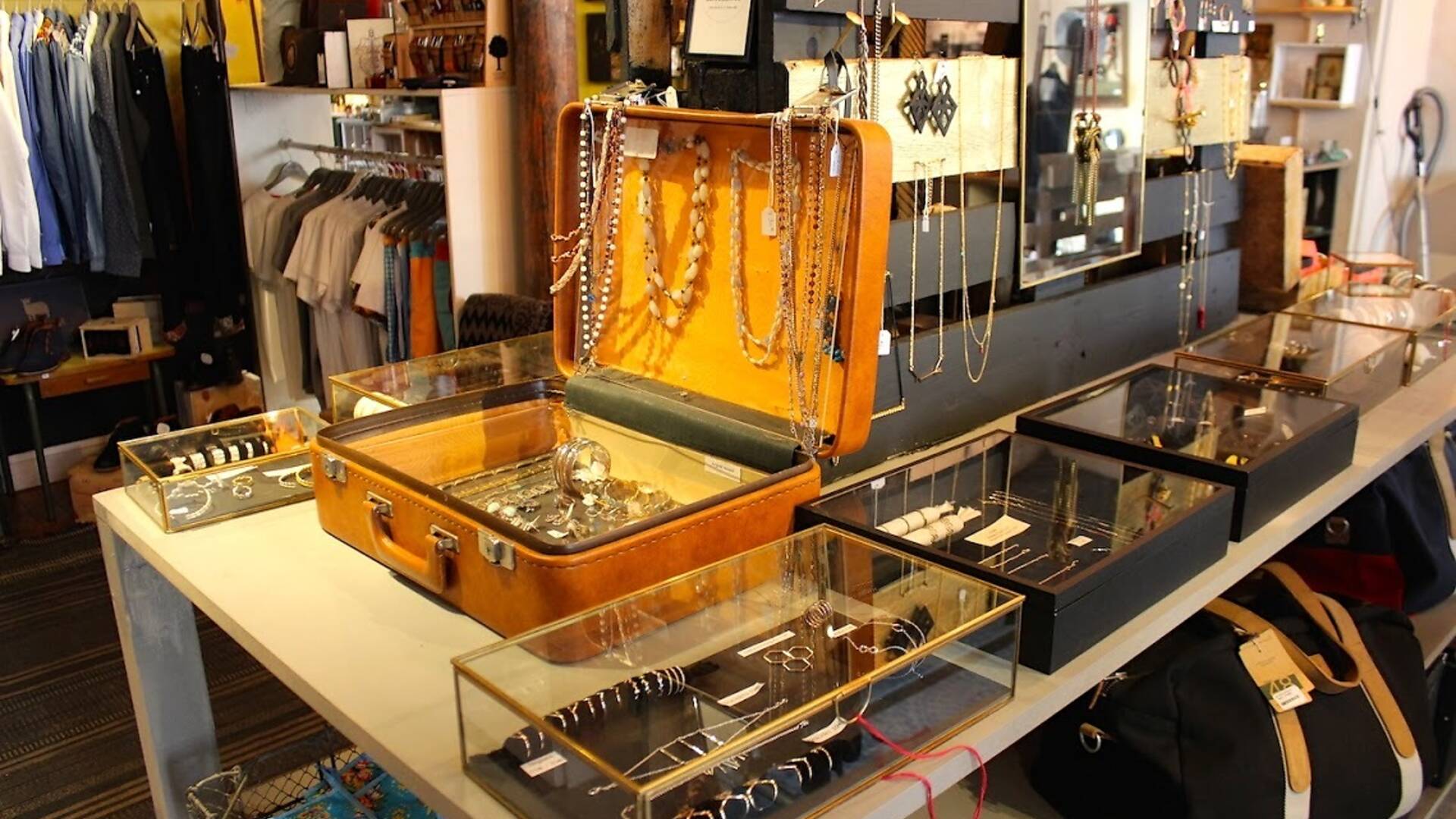 Babel Concept Store | Shopping in République, Paris