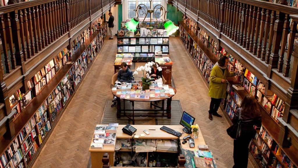 28 Brilliant Bookshops in London