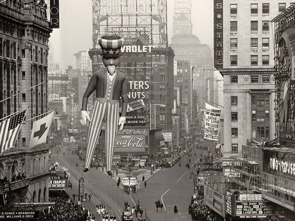Vintage photos of the Macy’s Thanksgiving Day Parade in NYC