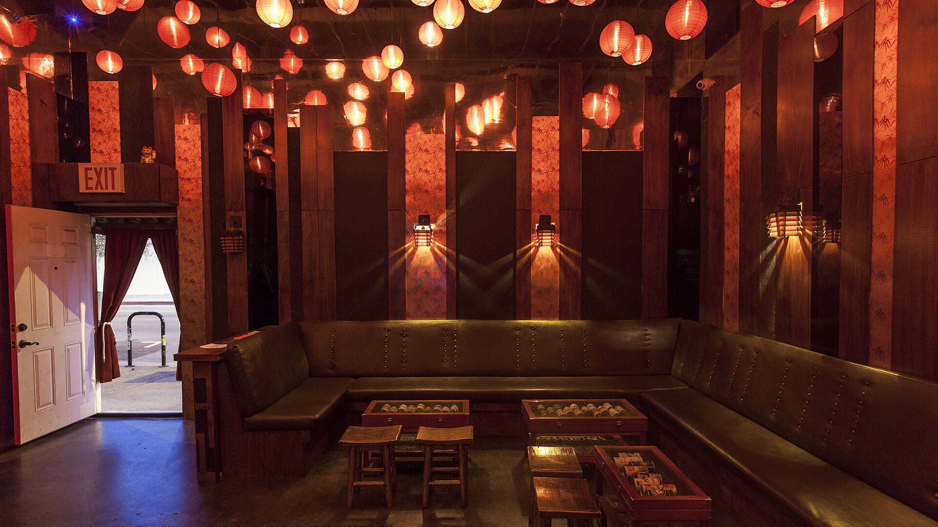 Melody Lounge | Bars in Chinatown, Los Angeles