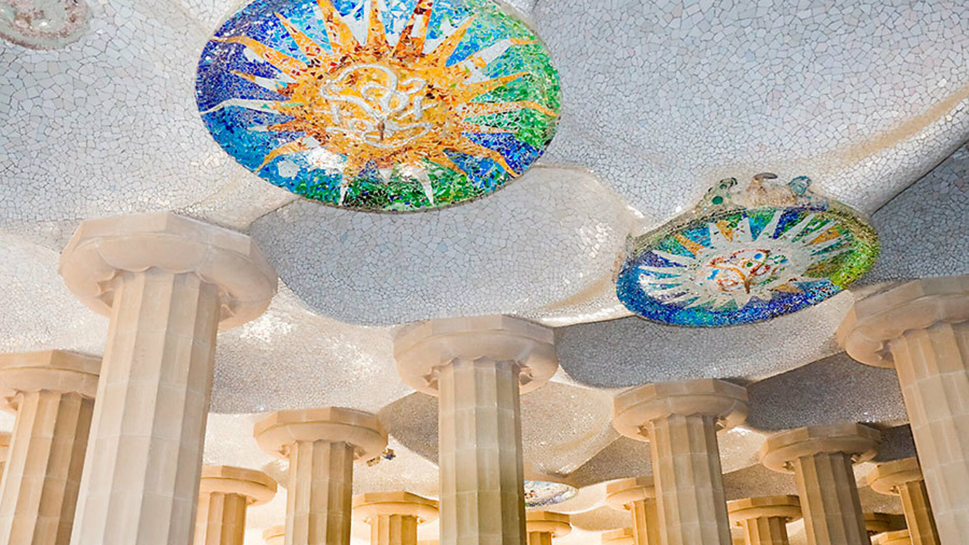 Parc Güell: Barcelona's Mosaic Must-See Masterpiece