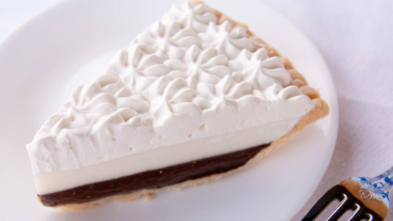16 Best Pies in America For Holiday Sweets and Just Desserts