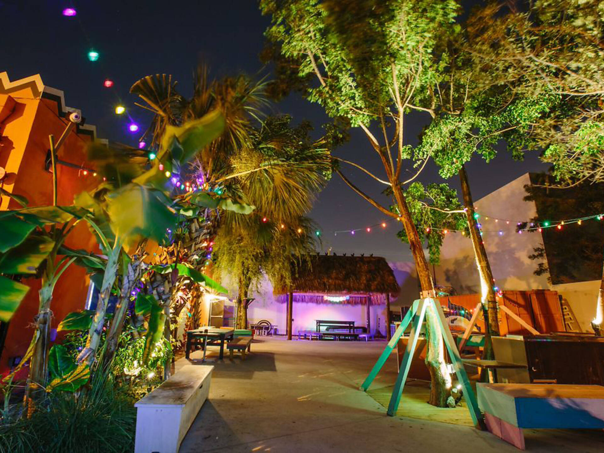 14 Best Live Music Venues in Miami for Rock Shows, Indie Beats and More