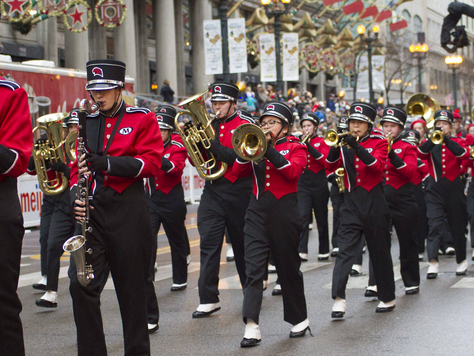 11 Best Thanksgiving Day Parades in the U.S. to Celebrate Turkey Day