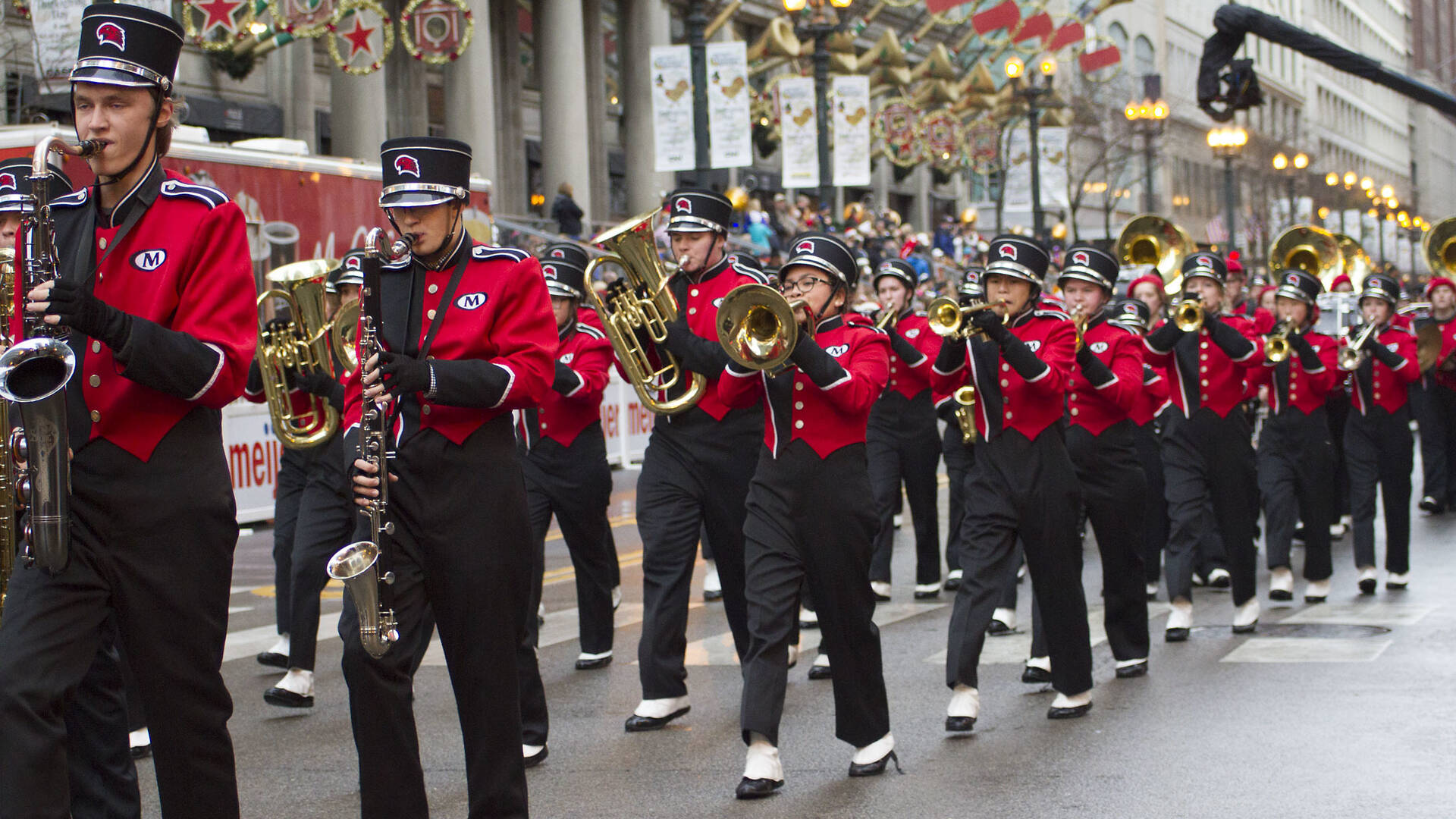 11 Best Thanksgiving Day Parades in the U.S. to Celebrate Turkey Day