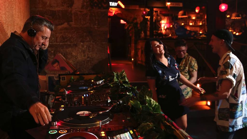 The Cliff Dive | Bars in Darlinghurst, Sydney