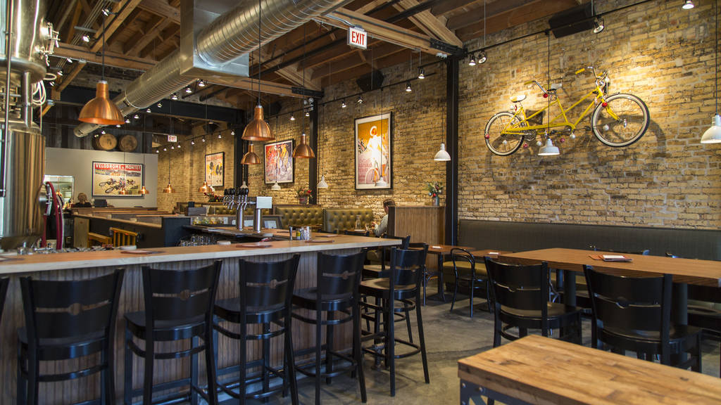 Corridor Brewery & Provisions | Bars in Lake View, Chicago