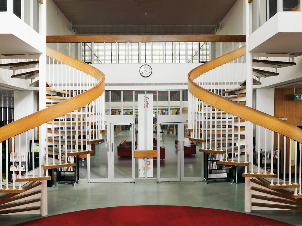 Best London Libraries | 14 Lovely Libraries In London For Borrowing Books