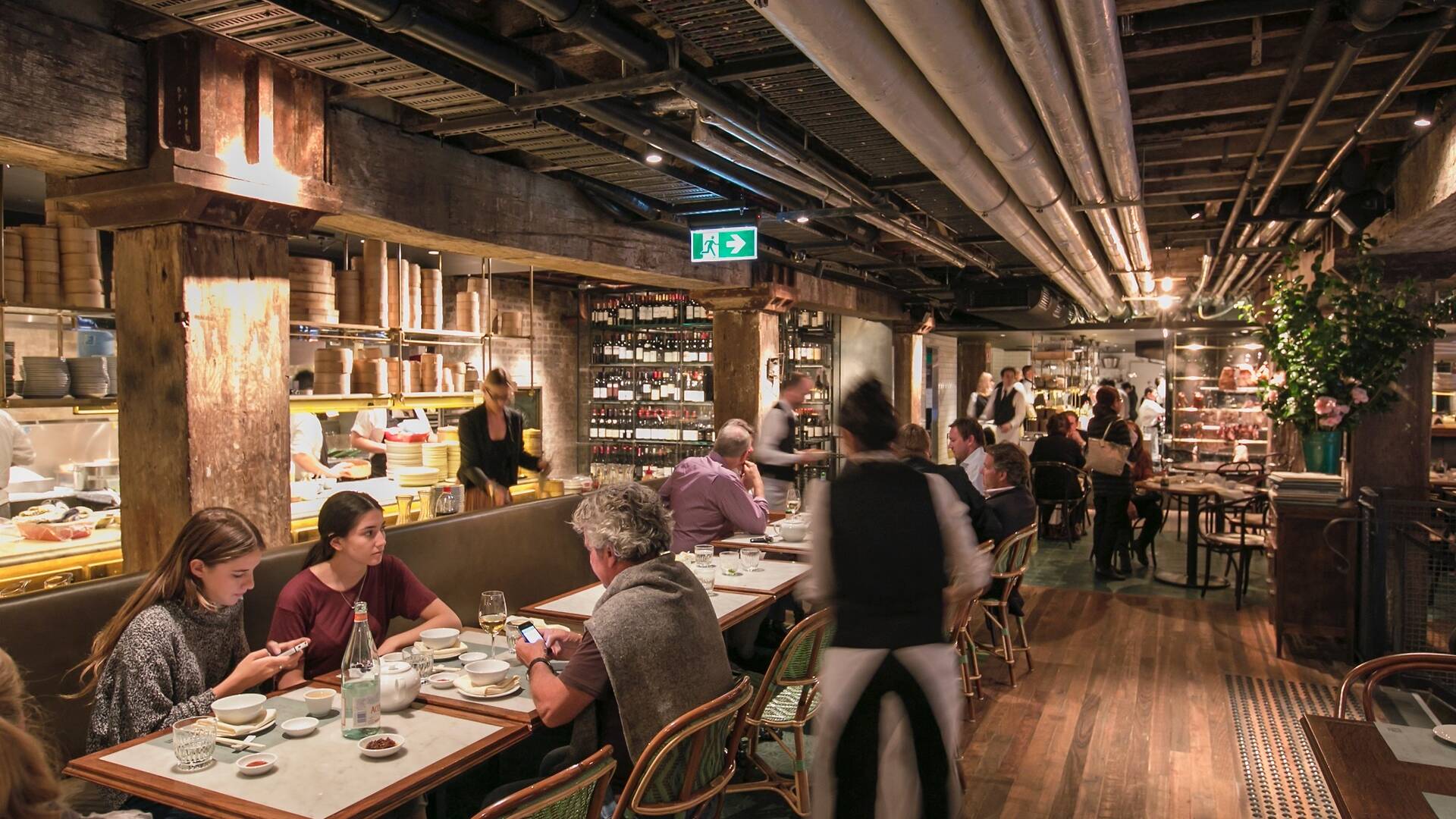 Mr Wong | Restaurants in Sydney, Sydney