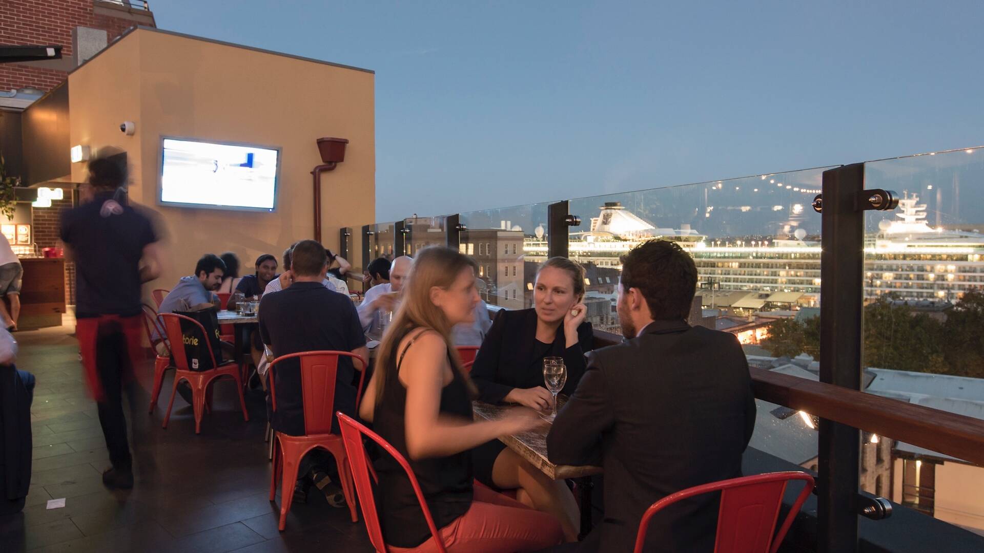 The Glenmore Hotel | Rooftop bar in The Rocks