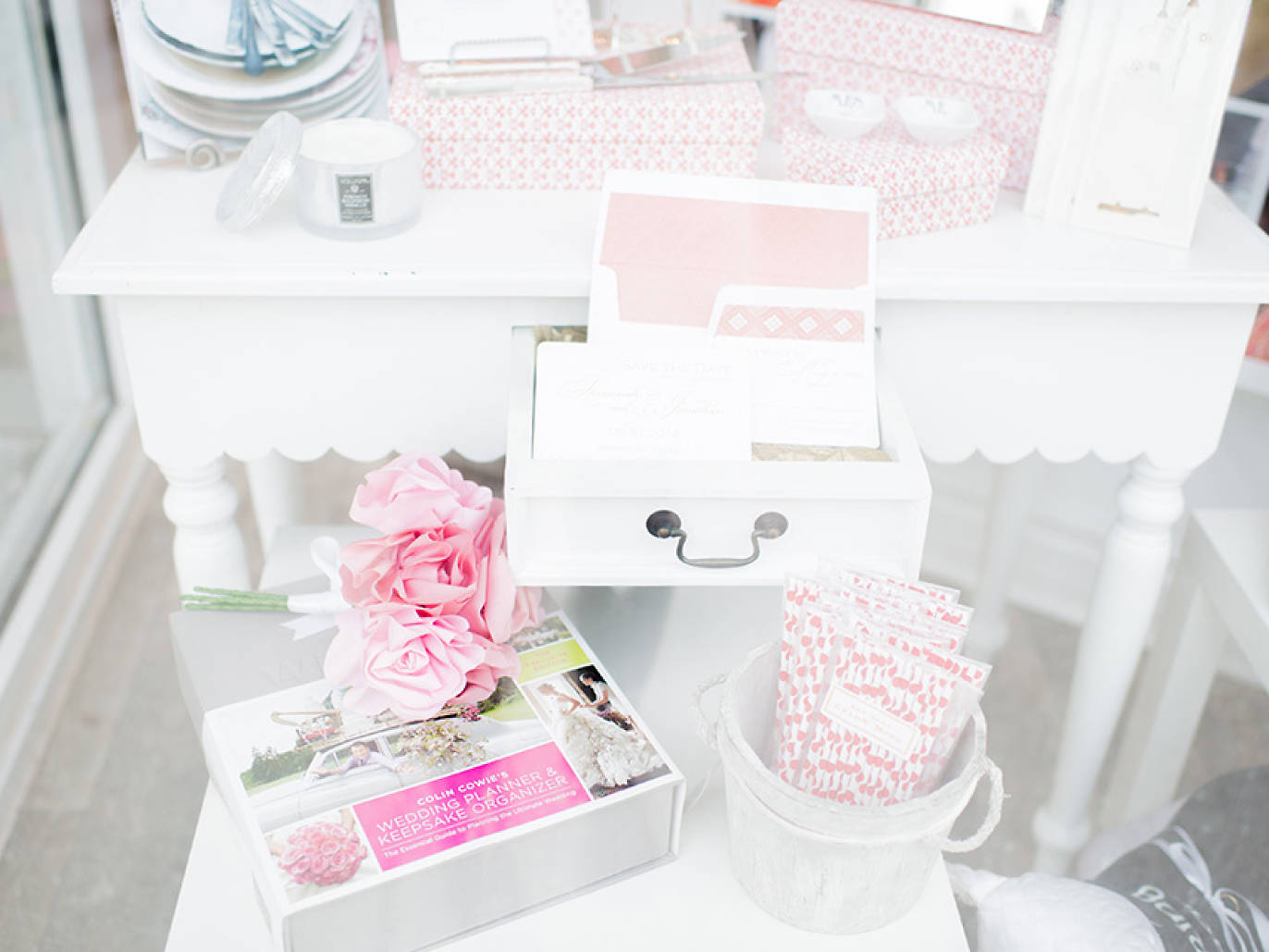 19 Chicago Gift Shops for Wedding, Birthday and Holiday Presents