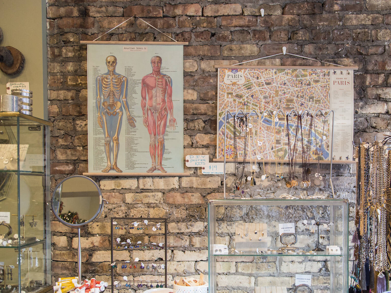 19 Chicago Gift Shops for Wedding, Birthday and Holiday Presents