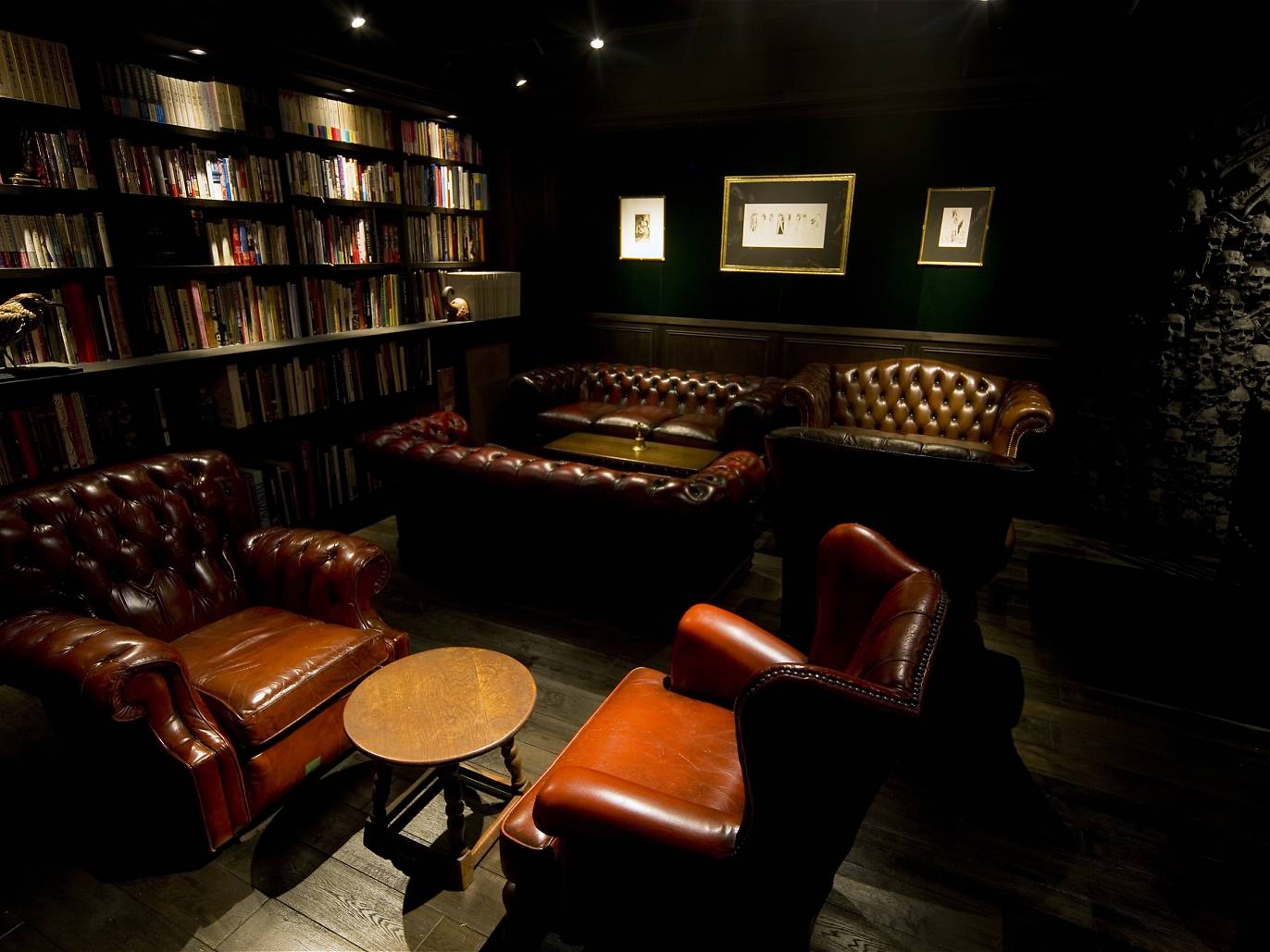 Tokyo for book lovers | Things to do in Tokyo if you love books | Time ...