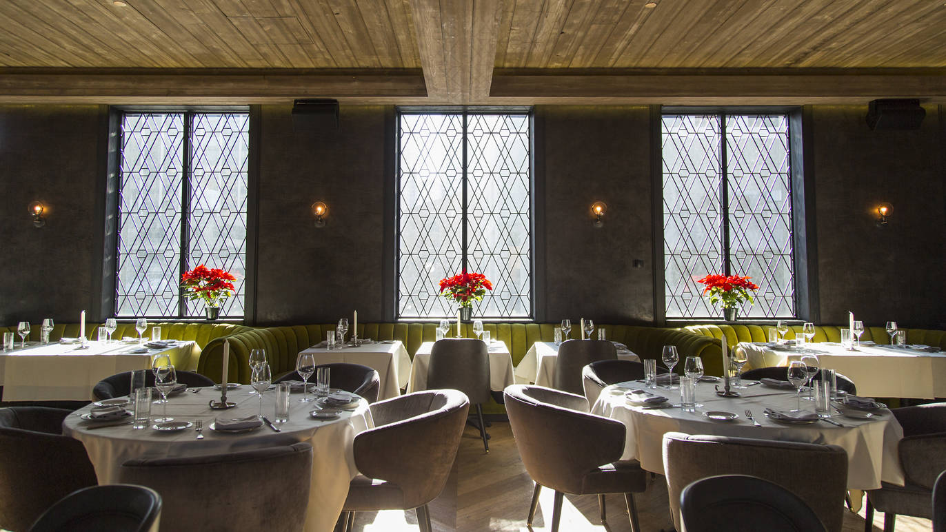 Maple Ash Restaurants In Rush Division Chicago