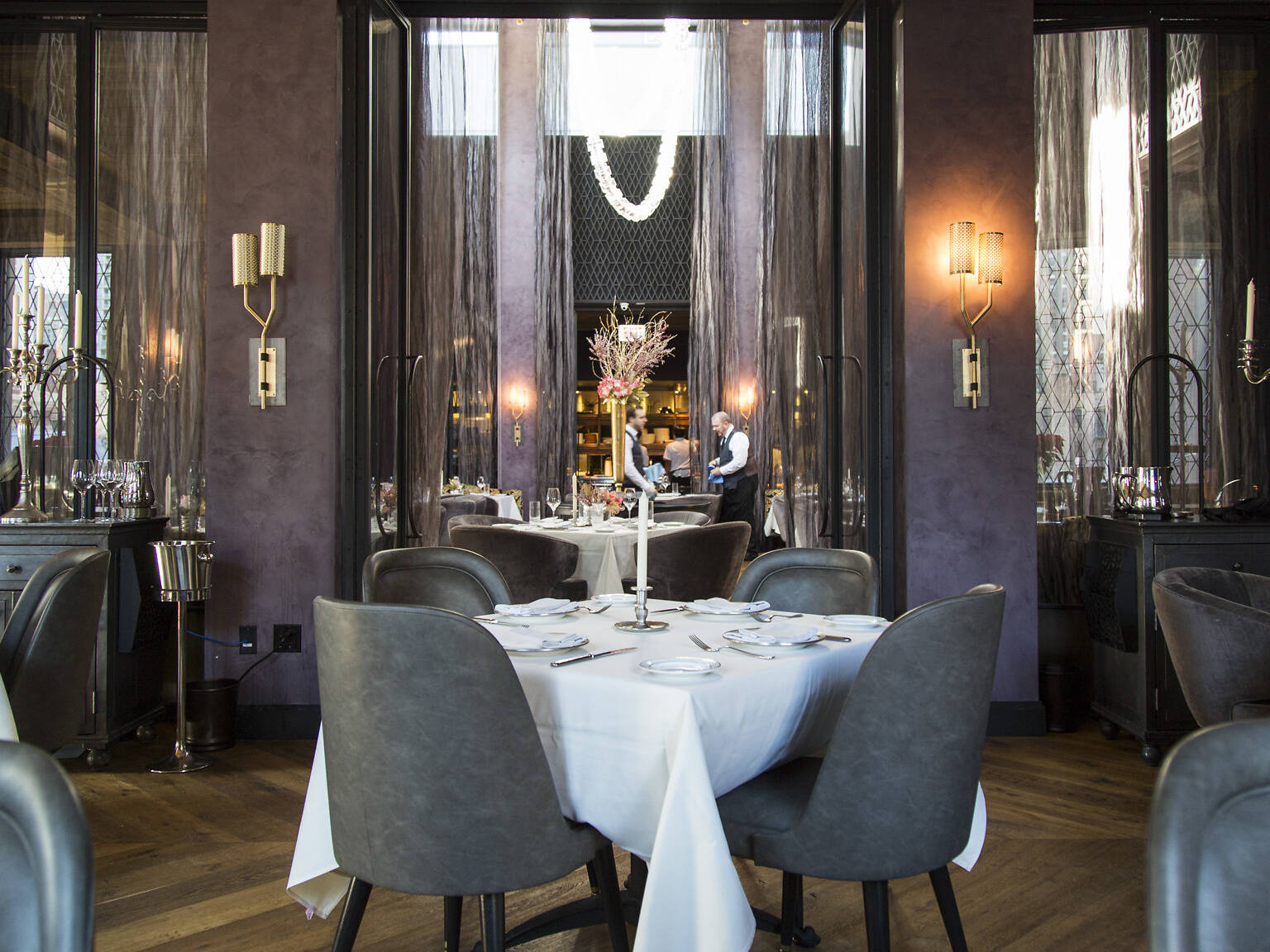 34 Best Brunch Spots in Chicago to Try This Weekend