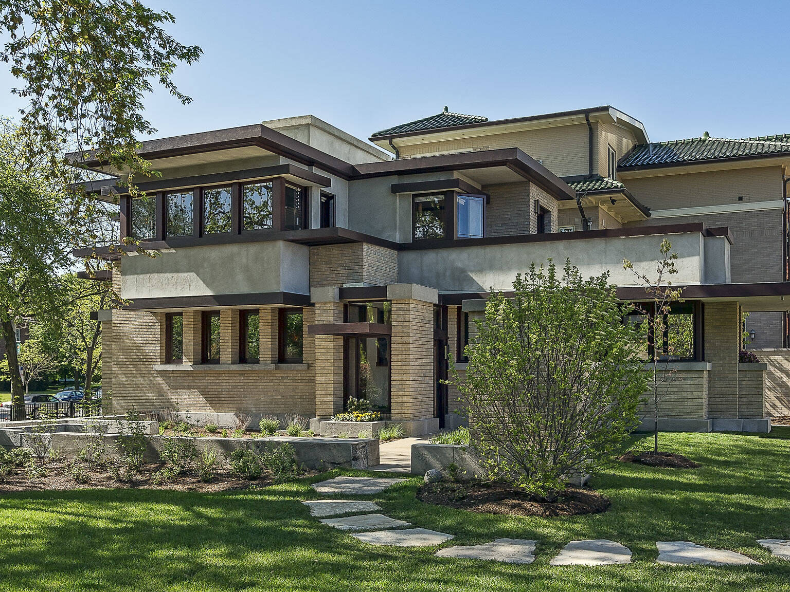 5 Chicago-area Frank Lloyd Wright Buildings You Should Visit