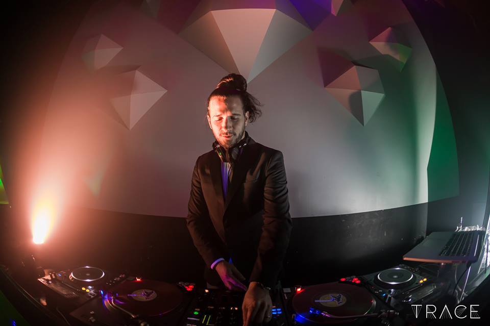 TRACE | Clubs in Raffles Place, Singapore