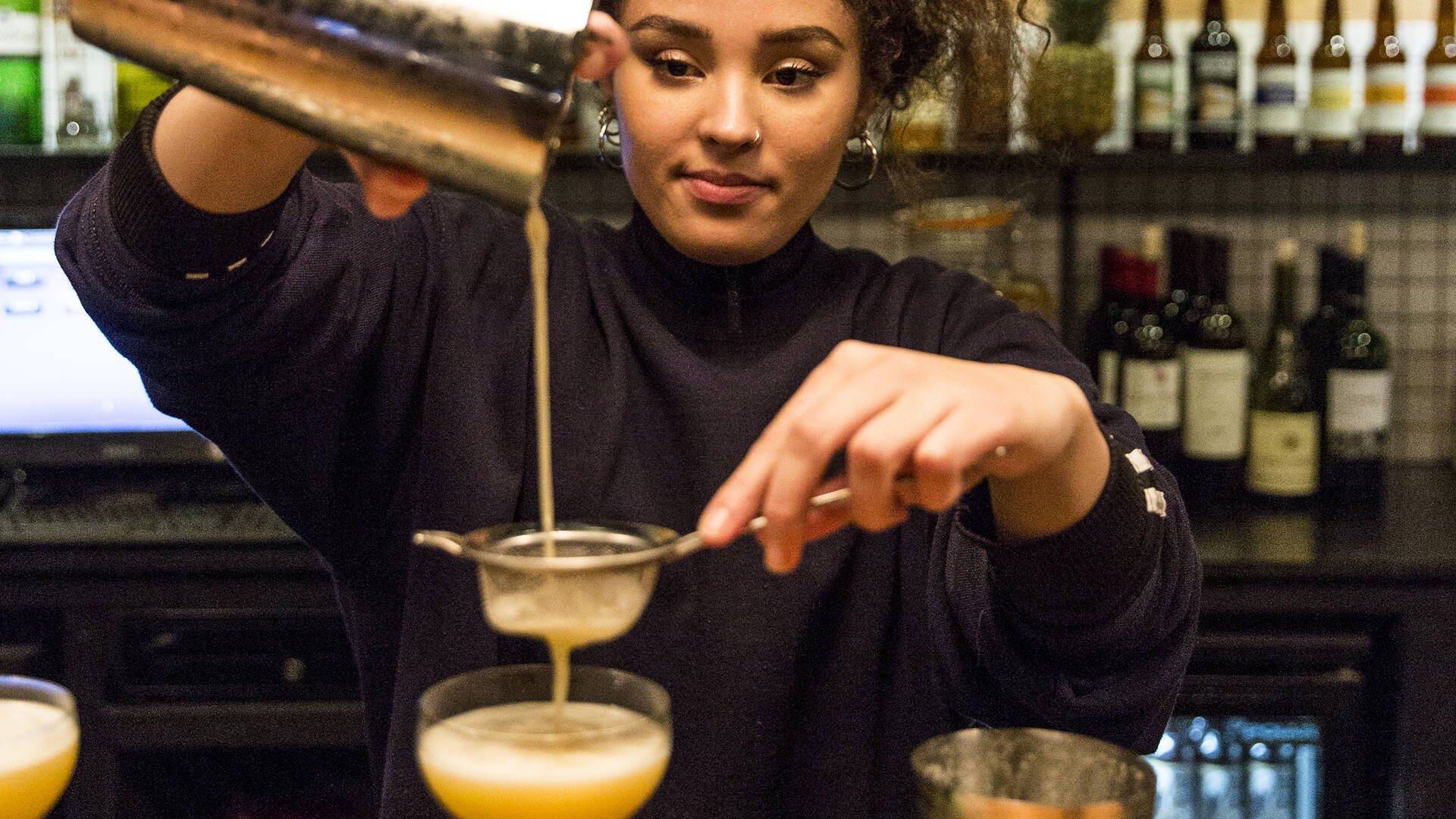 Buster Mantis | Bars and pubs in Deptford, London