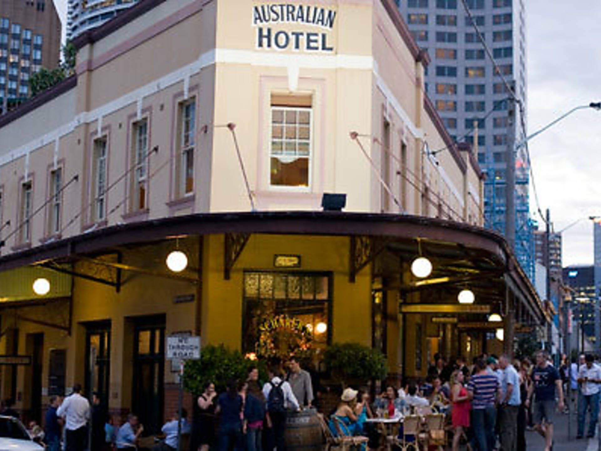 How to do an all day pub crawl in the Rocks