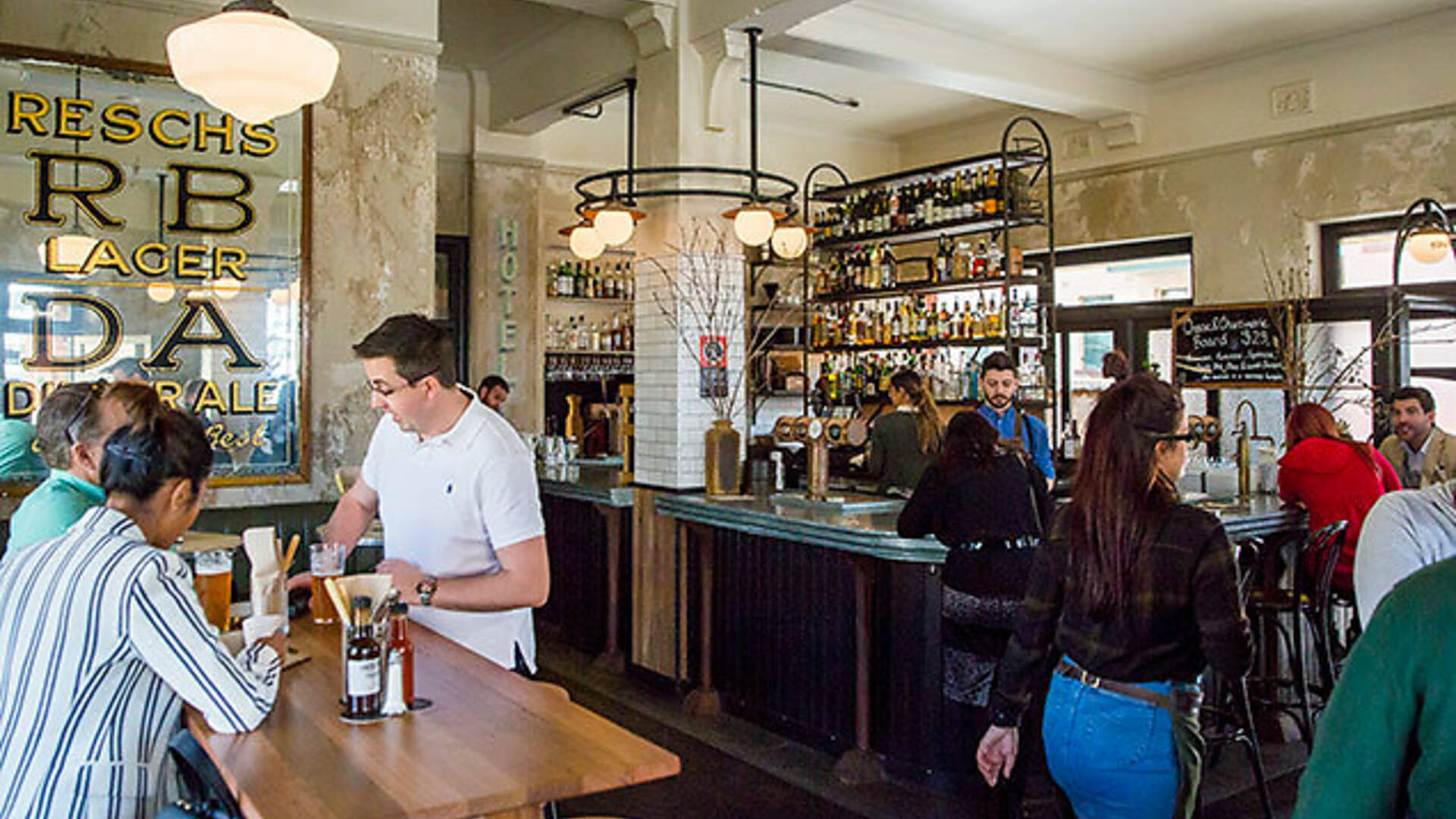 Hotel Palisade | Bars in Millers Point, Sydney