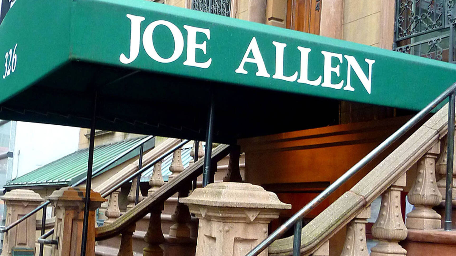 11 Best Restaurant Row NYC Eateries to Visit Before Broadway