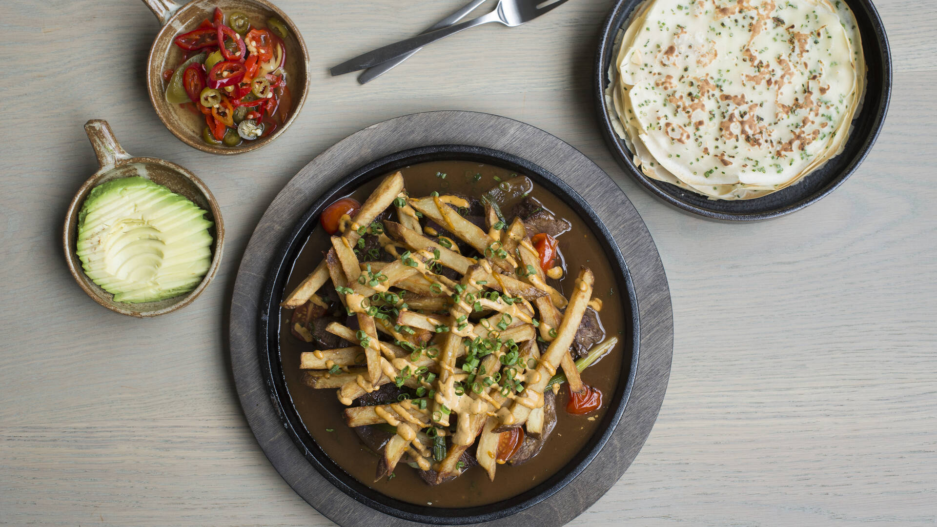 Llama Inn | Restaurants in Williamsburg, New York