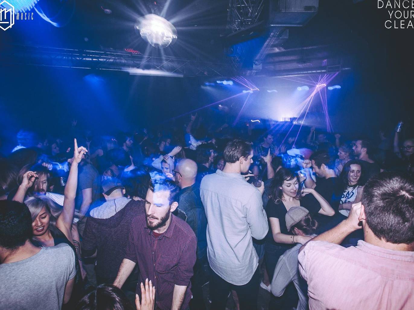 Best Clubs Los Angeles Has to Offer for Grooves and Booze