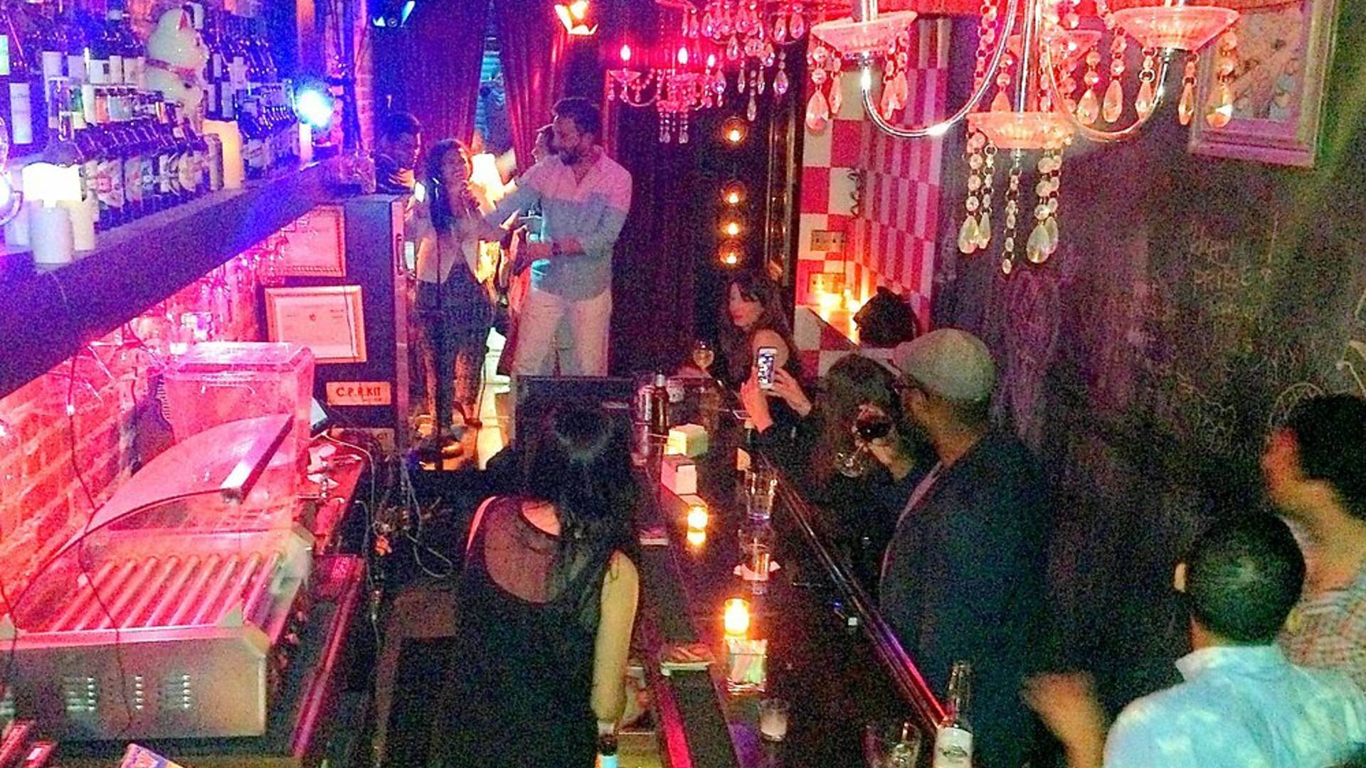 Best nights for open mic at comedy clubs in NYC