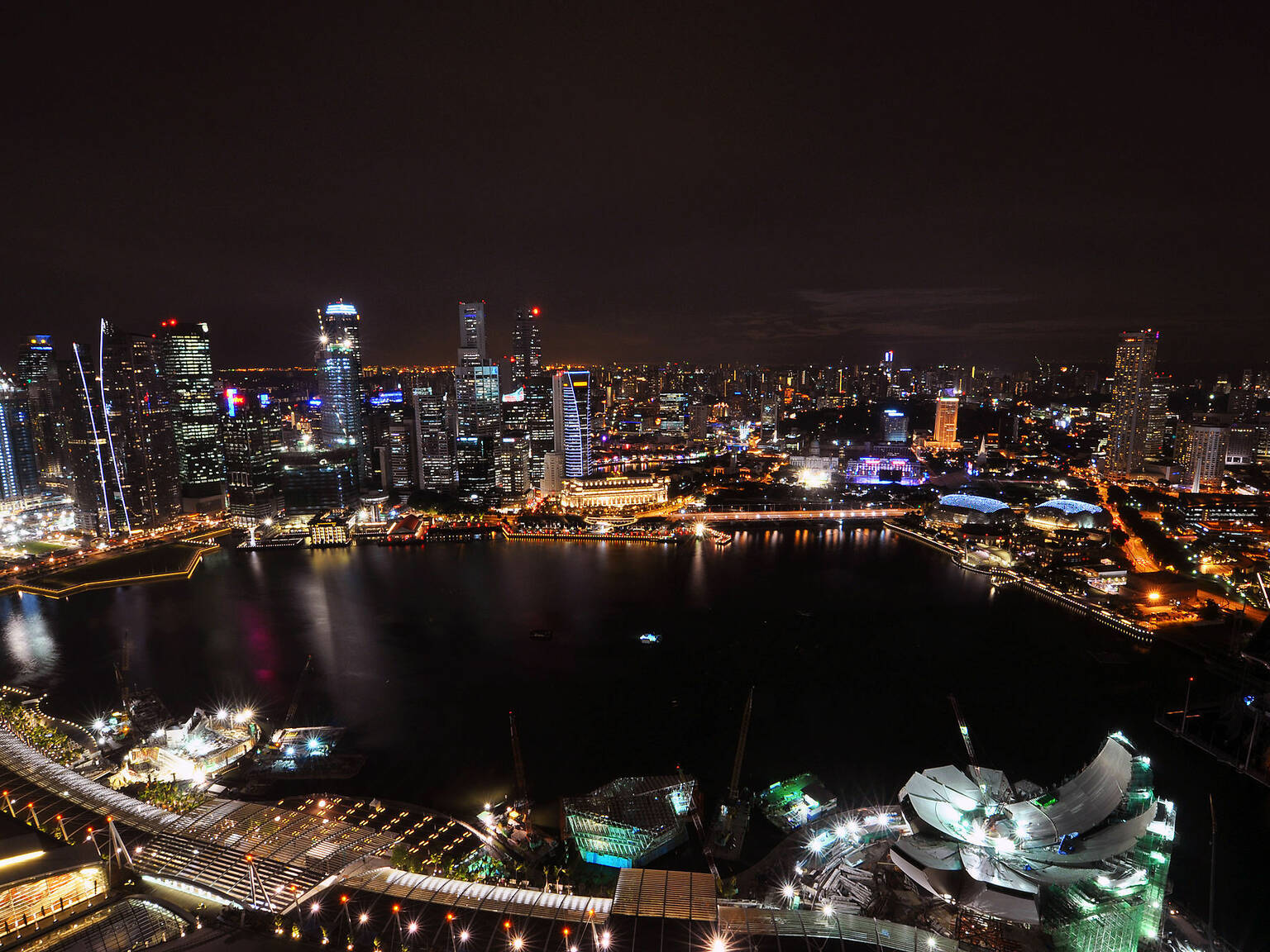 Guide to Bayfront: The Best Things To Do, Eat, Drink, And Shop For