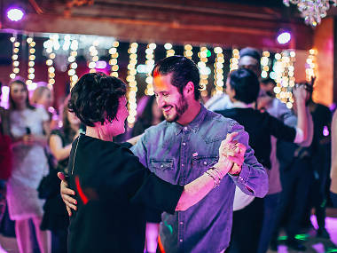 Salsa dancing classes for adults in New York