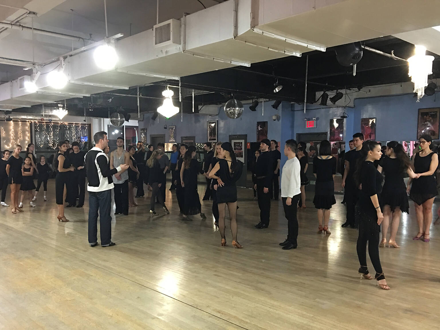Best ballroom dancing classes in NYC from tango to cha-cha