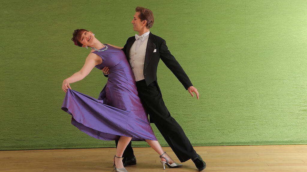 Best ballroom dancing classes in NYC from tango to cha-cha